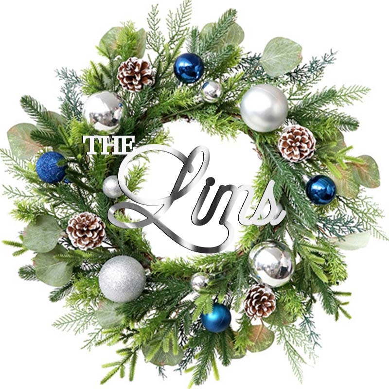 Custom Family Name Christmas Wreath - Warm Winter Wishes