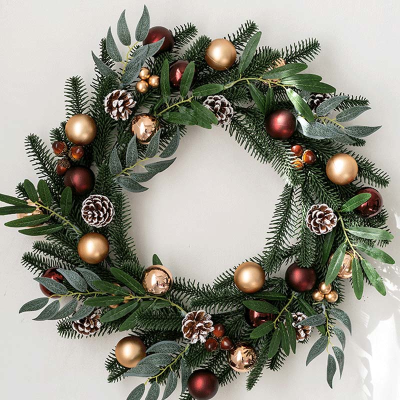 Custom Family Name Christmas Wreath - Warm Winter Wishes